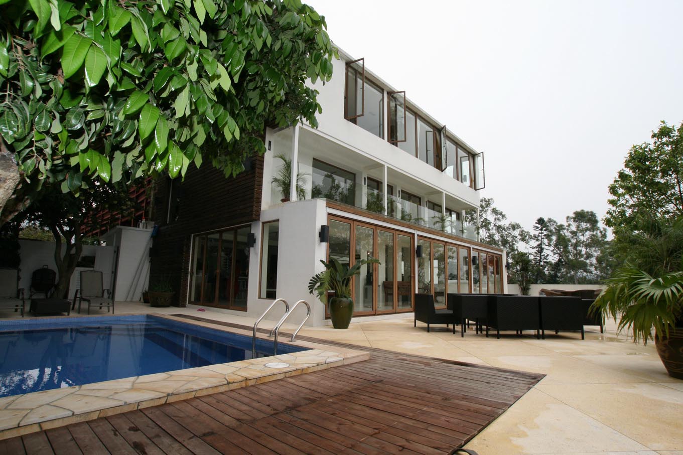 Pak Sha Wan - M Pluz